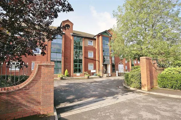 1 bedroom property for sale in Chamberlaine Court, Banbury - £120,000