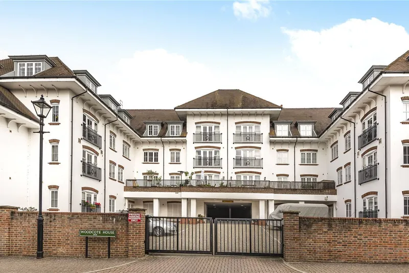 2 bedroom property for sale in Updown Hill, HAYWARDS HEATH, RH16 ...