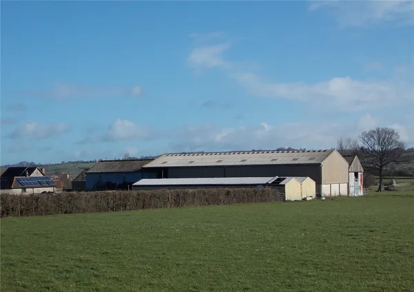 property in Lower Farm, North Barrow, YEOVIL, BA22 - Rent on ...