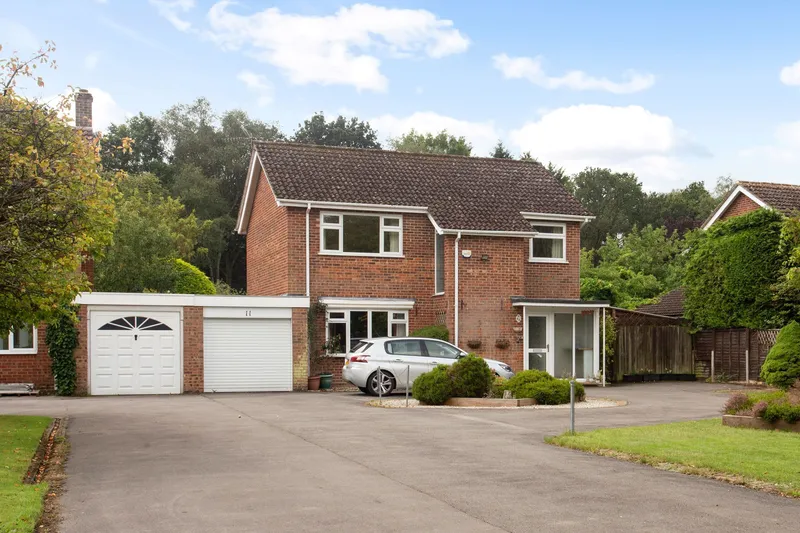 4 bedroom property for sale in Standford Hill, Standford, GU35 - Guide ...