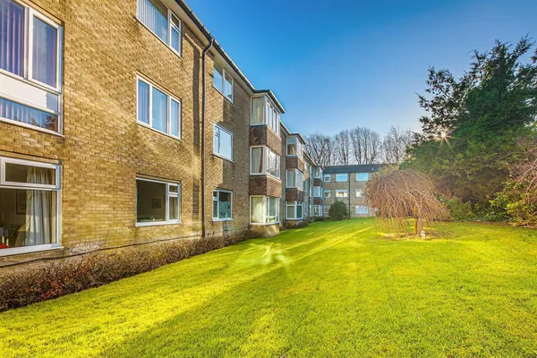 2 bedroom property for sale in 14 Rushleigh Court, Dore Road, Dore, S17 ...