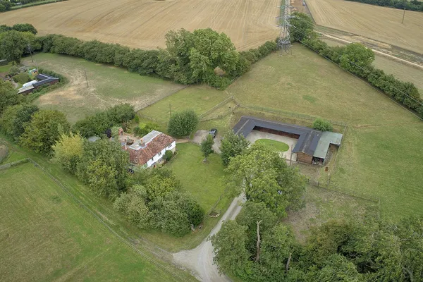 5 bedroom property for sale in Nr Ashford, Kent - Guide price £975,000