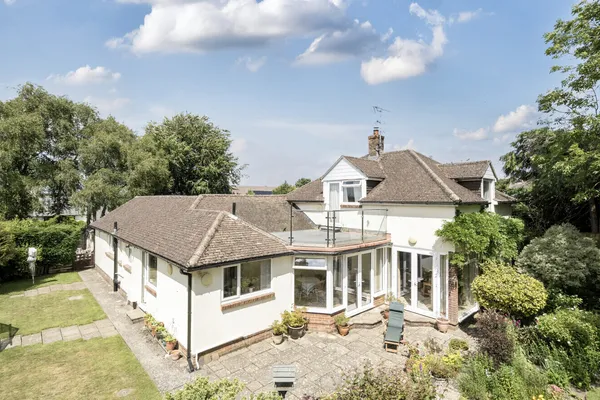 4 bedroom property in School Lane, Winfrith Newburgh, Dorchester ...