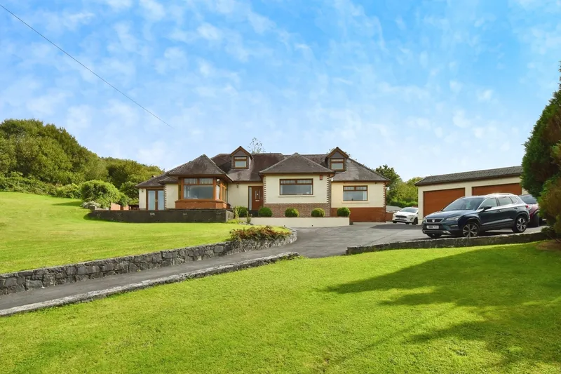 4 bedroom property for sale in Drefach, Llanelli, Carmarthenshire, SA14 ...