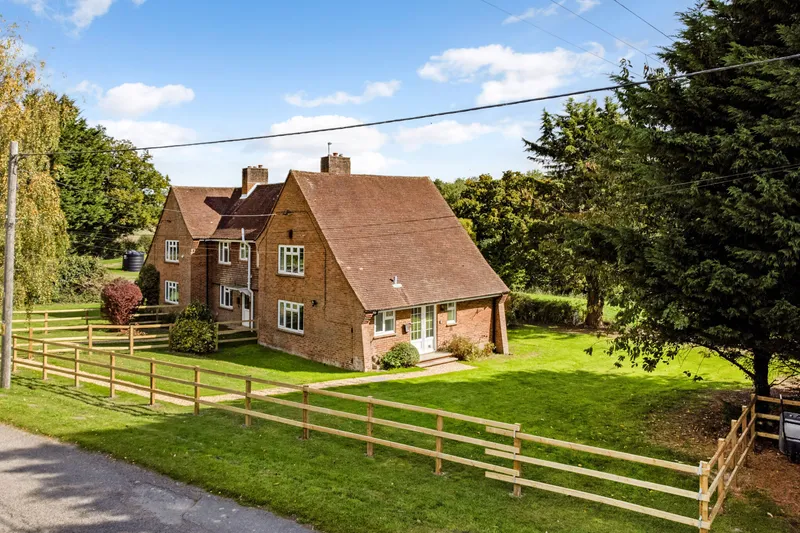 2 bedroom property for sale in Hay Place Lane, Binsted, GU34 - Guide ...