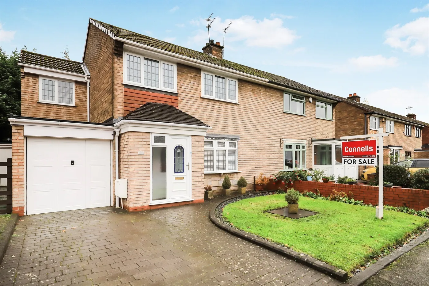 Properties for sale in Coseley, West Midlands