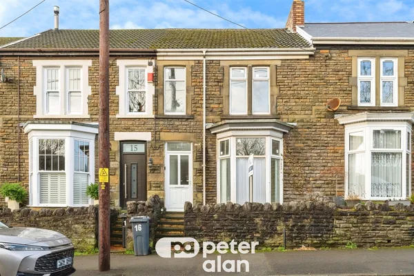 4 bedroom property for sale in Shelone Terrace, Neath - Offers over £ ...