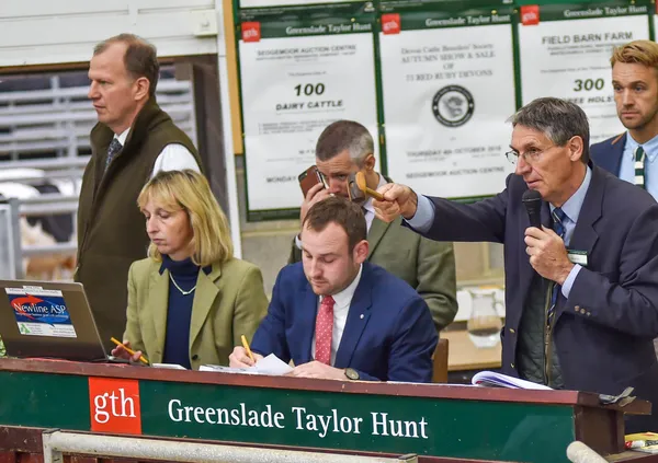 News | 40 Year Milestone For Auctioneer Derek | GTH