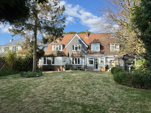 A Beautiful House In Beautiful Barton-On-Sea. | Littlewood's Estate ...